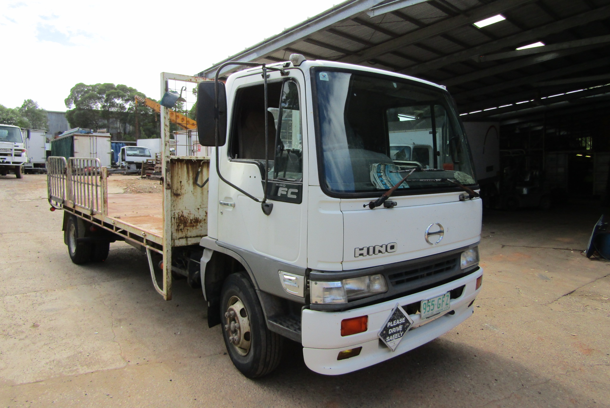 2001 HINO FC3J TRAY - JTPMD5190372 - JUST TRUCKS